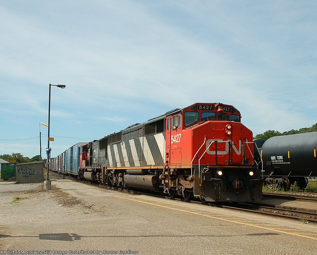 CN 392